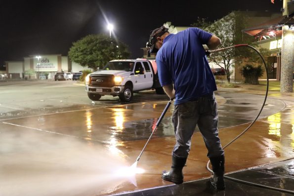 A Complete Guide to Pressure Washing Services in Toronto - RoshanTech